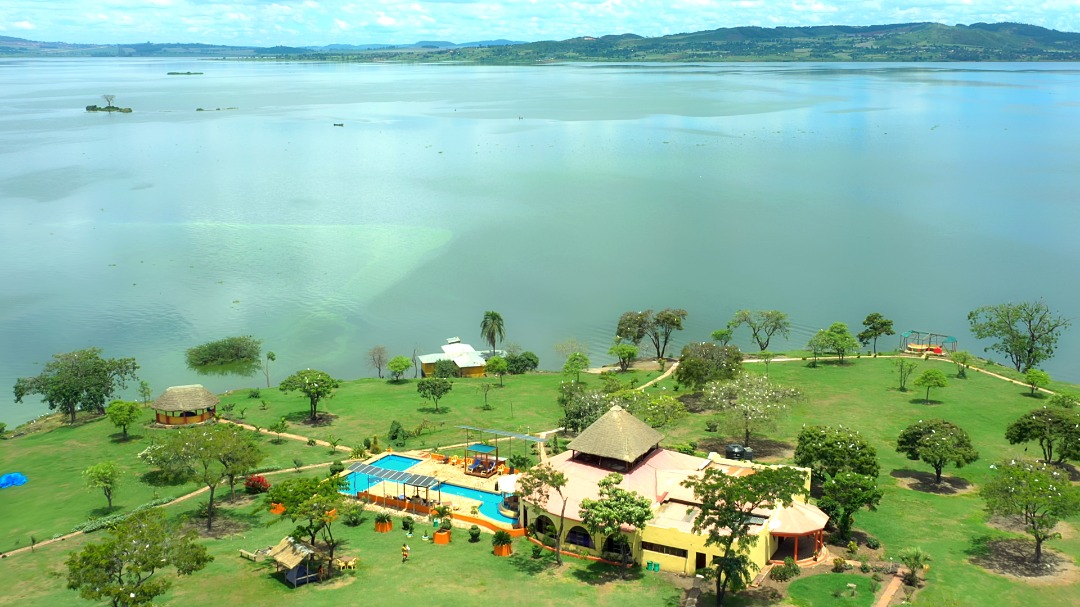 1 Day Jinja and Samuka Island Tour | Ecospace Explorers